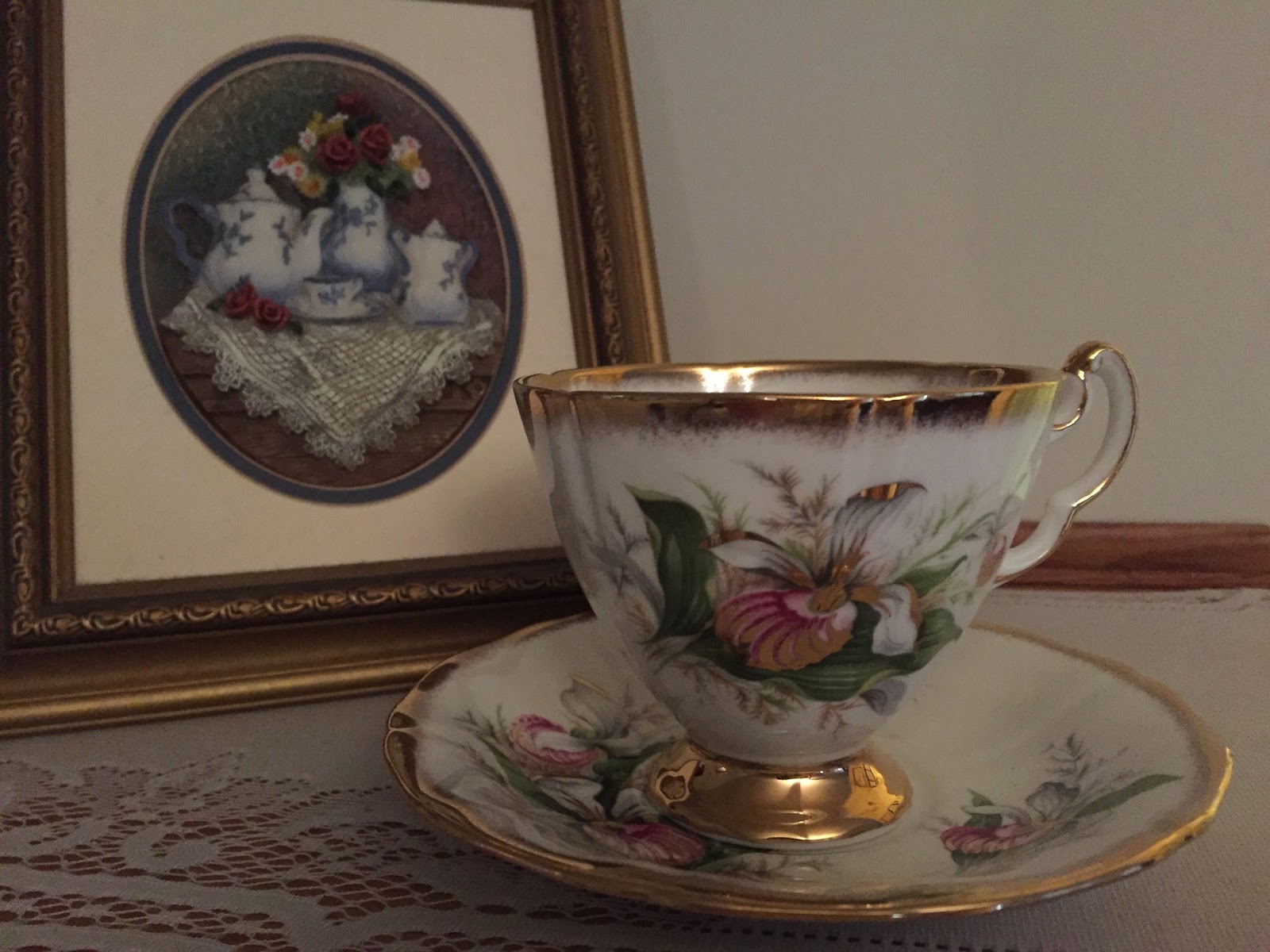 Rosemary's Sampler: New Year, New Tea Cup!
