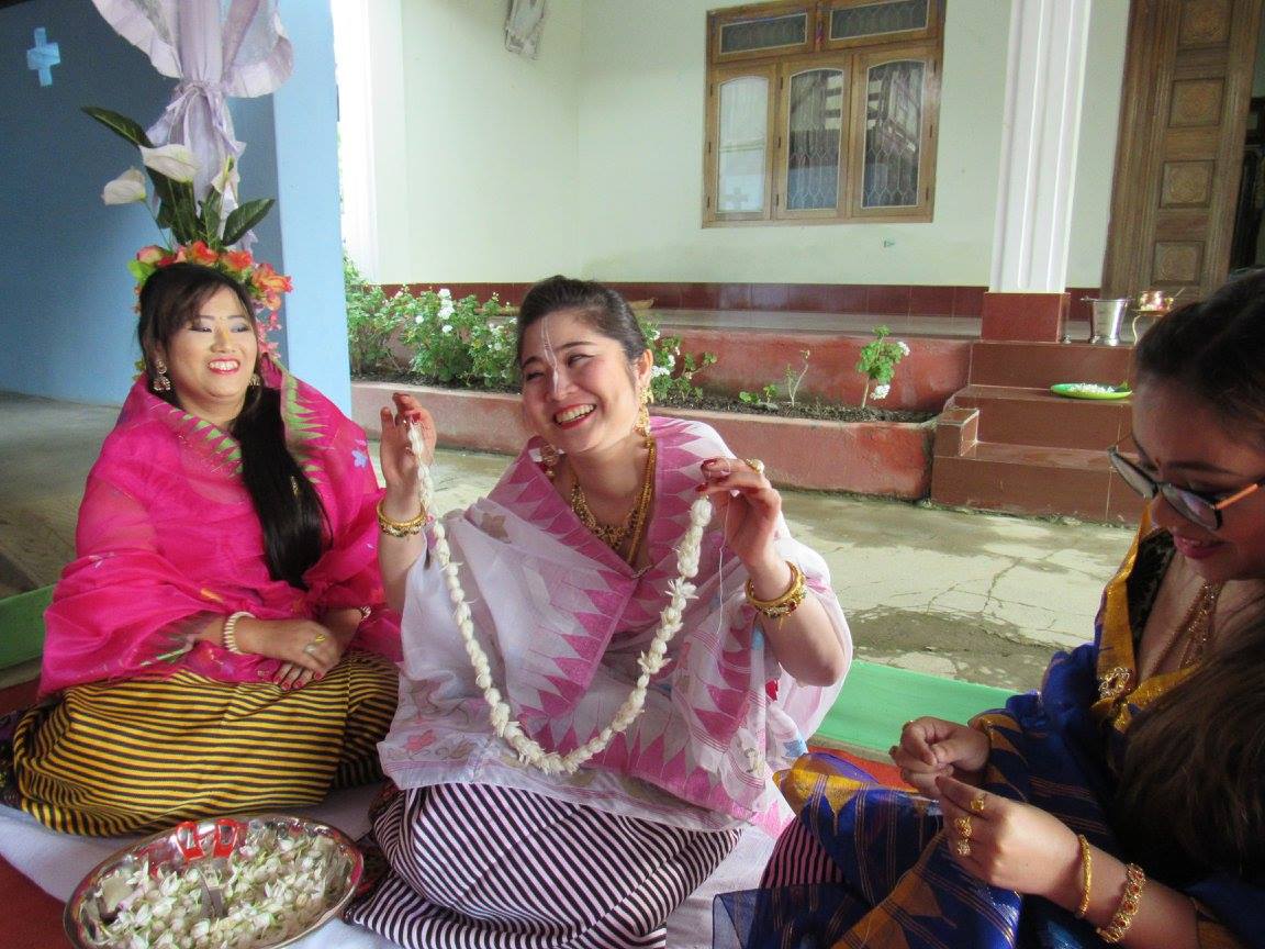 Life is amazing - enjoy it: Unique Manipuri Marriage and sidelights ...