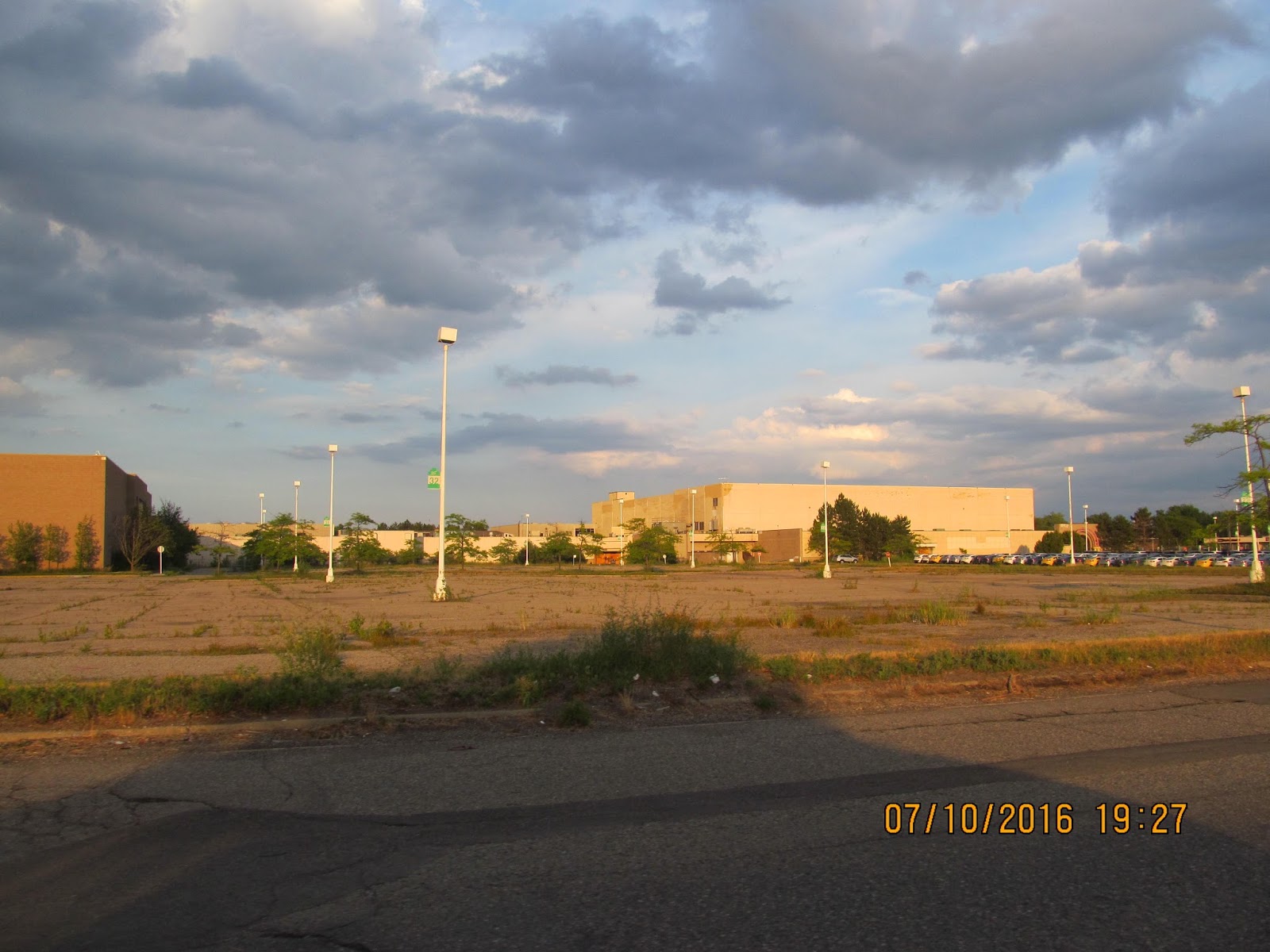Trip to the Mall: Summit Place Mall- [Waterford Township (Pontiac ...