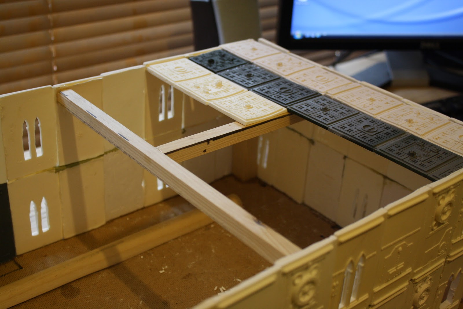 A Guardsman's Guide to Glory: Apocalypse Terrain: Hab Block Pt 2