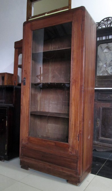 Maestro Antik Purwokerto: Almari Kaca Art Deco (AL080) SOLD/TERJUAL