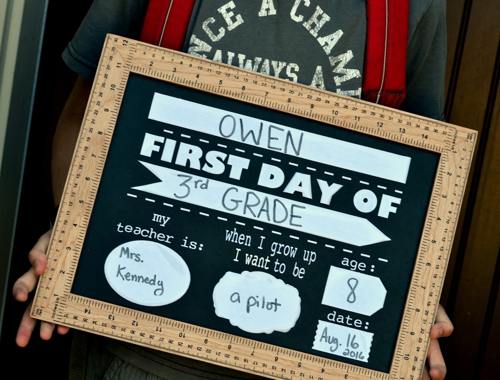 Back To School First Day Chalkboard With Free Cut File