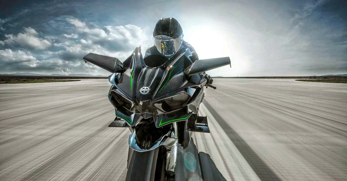 motorcycle and bike review: Another 2015 kawasaki ninja H2R front view ...