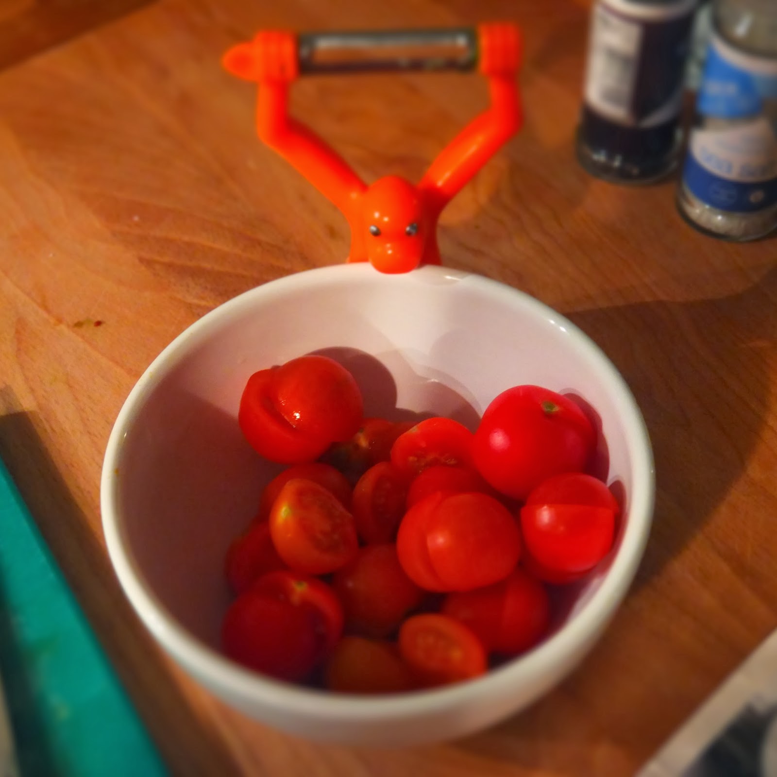 Hannah's Kitchen: Courgette Ribbons with Tomato and Chorizo Sauce