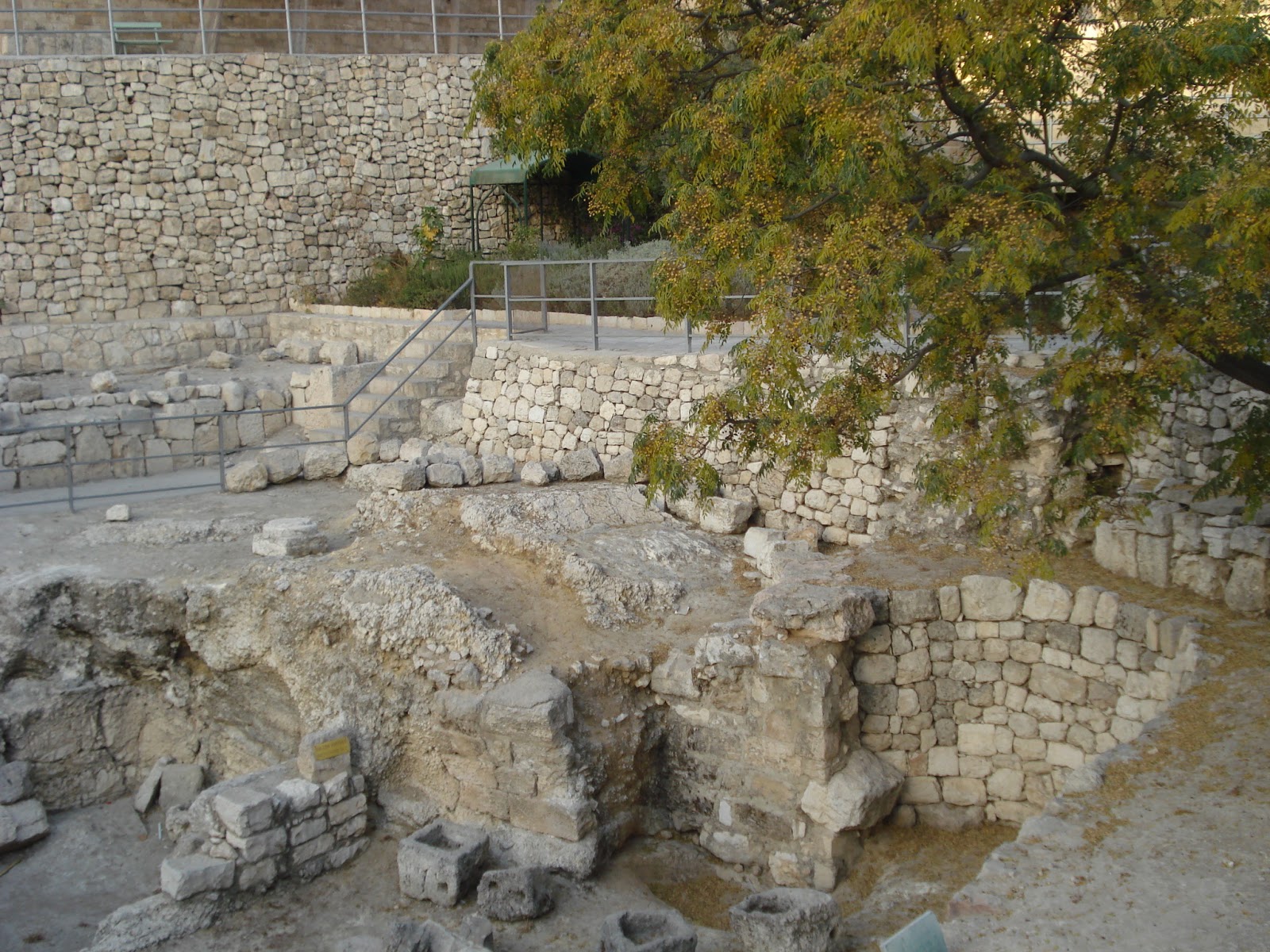 Chemins de sabbat: Et Dieu dit: je me cacherai dans le coeur de l'homme ...