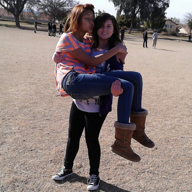 Strong Lift and Carry Photos and Videos - Strong Muscular Girls Lift ...