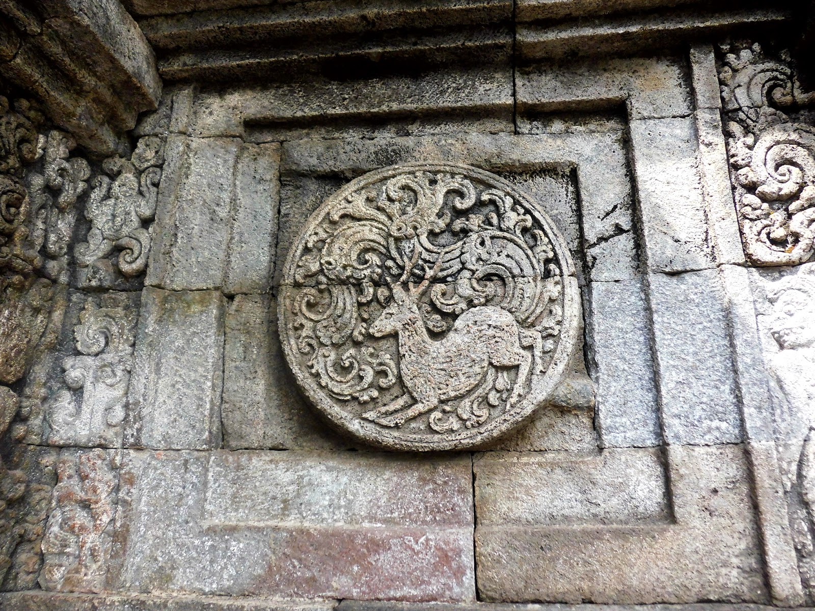 Relief di candi Penataran Blitar - kisah SEJARAH klasik