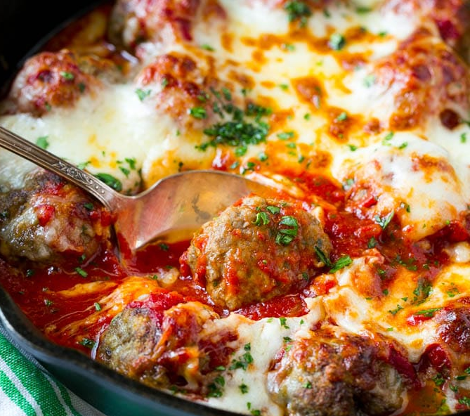 Cheesy Meatball Bake