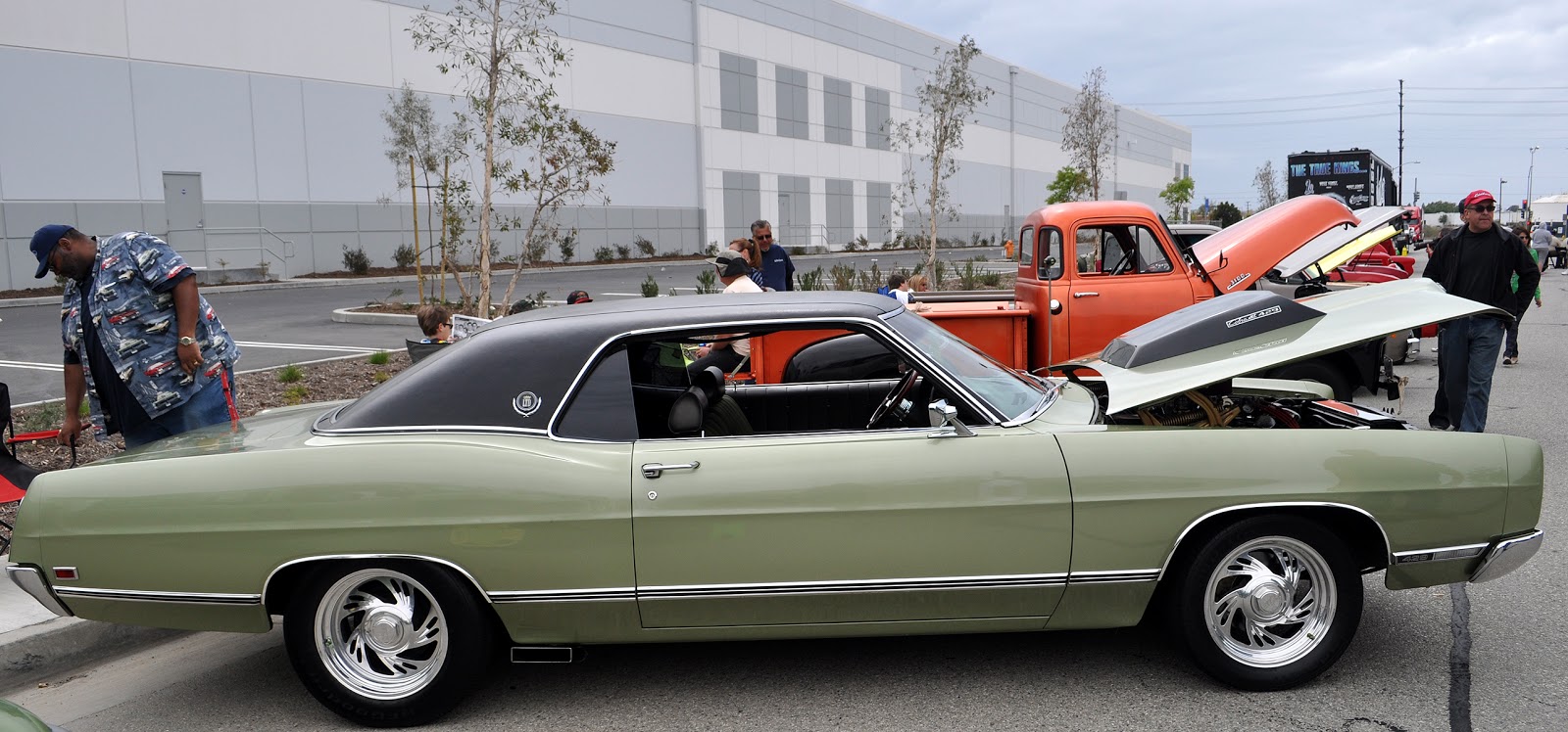 Just A Car Guy: Big 70's cars, big scoops... an LTD with a 429 Cobra ...