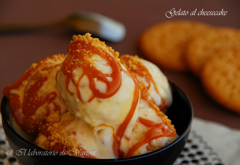 IL LABORATORIO DI MARINA: ΠΑΓΩΤΟ ΤΣΙΖΚΕΪΚ // GELATO AL CHEESE CAKE