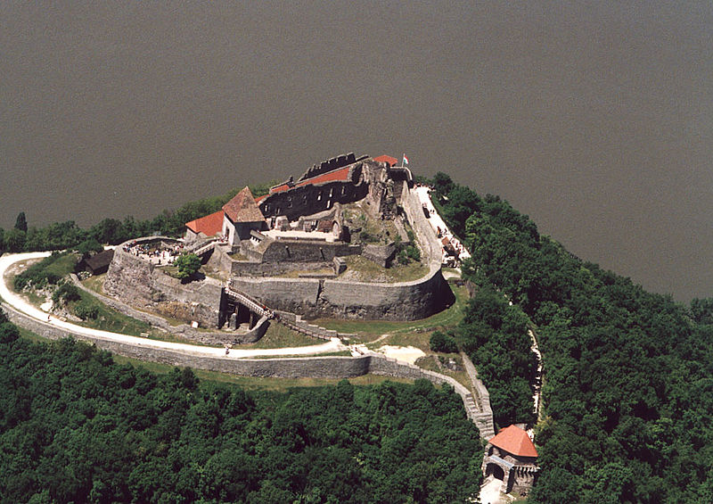bensozia: Today's Castle: Visegrád, Hungary