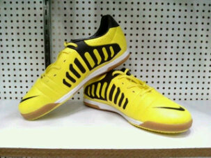 [FOR SALE] ADIDAS AND NIKE FUTSAL SERIES | SepatuGratisID