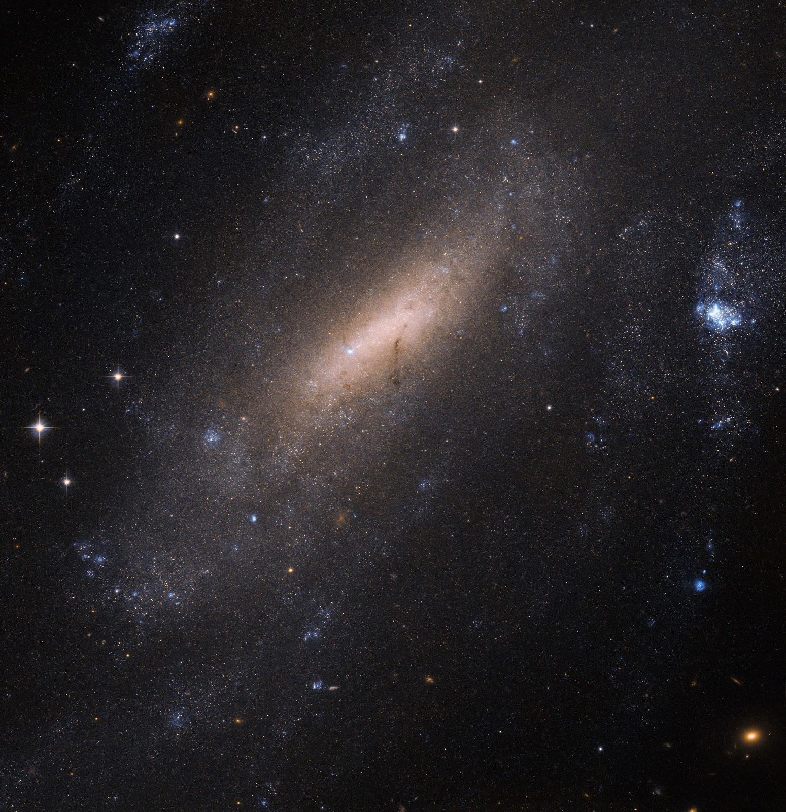 Spiral Galaxy IC 5201 | Earth Blog