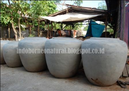 KEGIATAN USAHA MEMBUAT TAJAU DI KUIN ALALAK UTARA BANJARMASIN | SENI ...