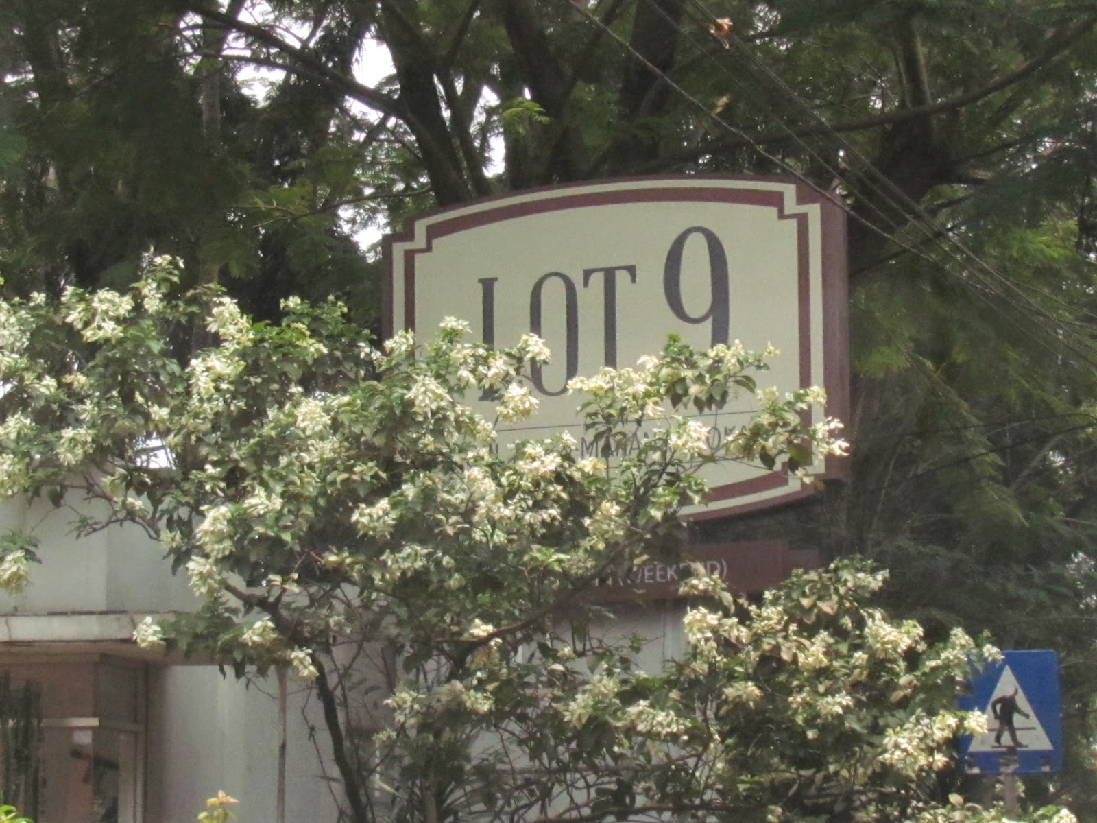 Sweet & Bitter of Life from Archie Ngertiorasson: Cafe LOT 9 Bintaro