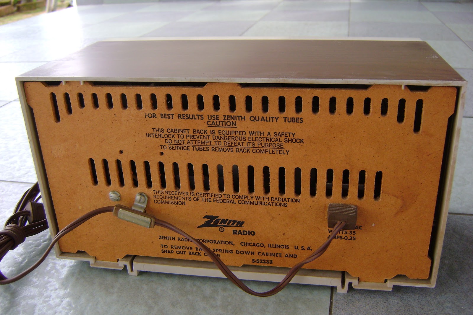 KINTA VALLEY AUDIO: Zenith Model T325 tube FM radio ( Used ) Sold