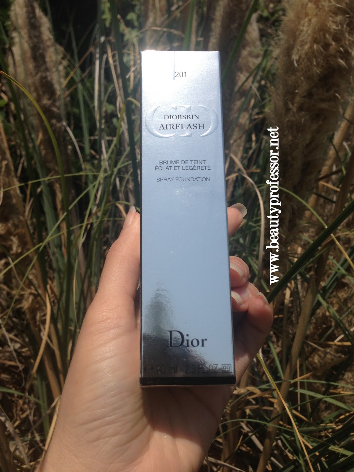 Beauty Professor: Dior DiorSkin Airflash Foundation in #201...Review ...