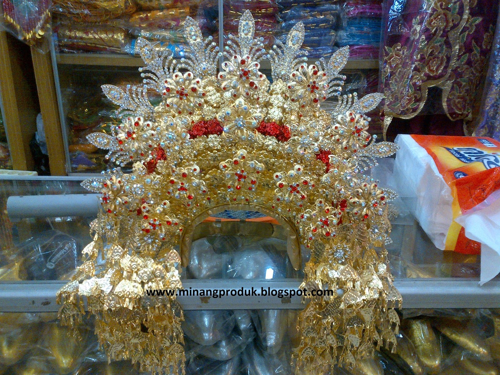 Suntiang Minangkabau: Suntiang Yang Terbaru di 2016