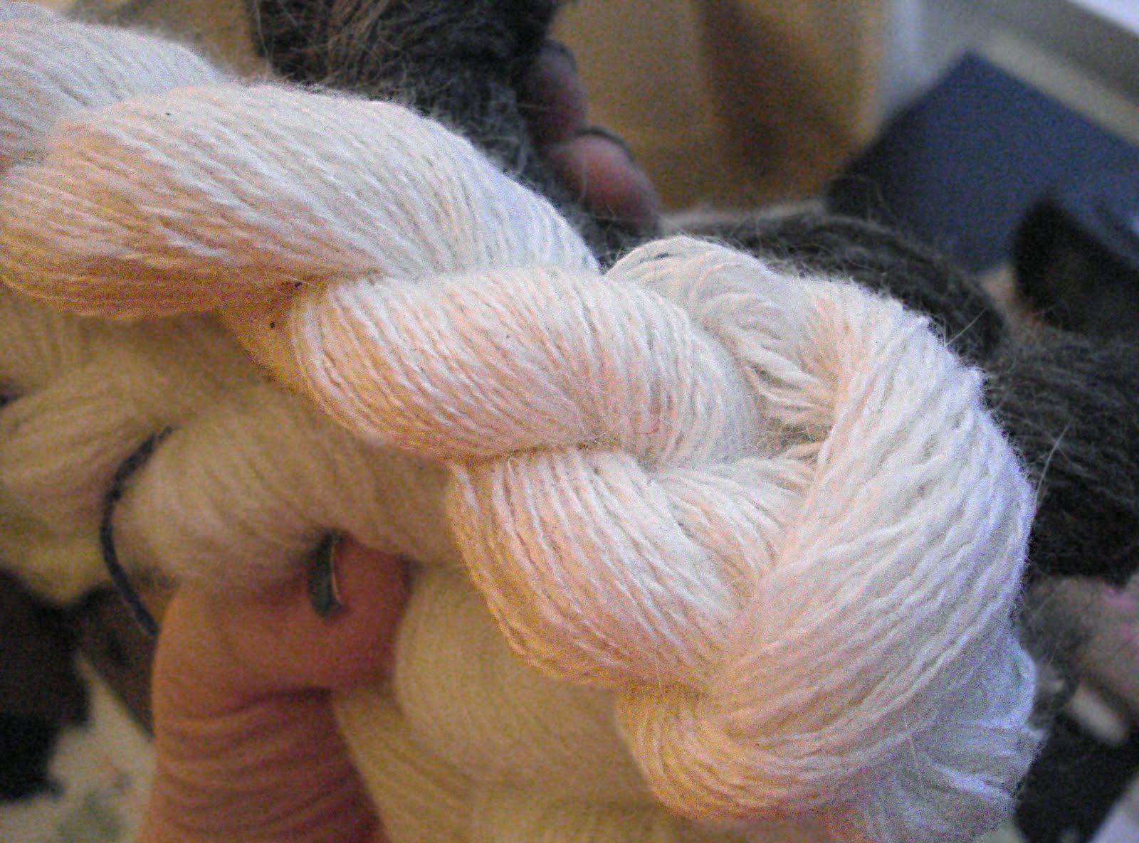 Spinning notes: Angora | Joyarna: Joyuna's knitting blog