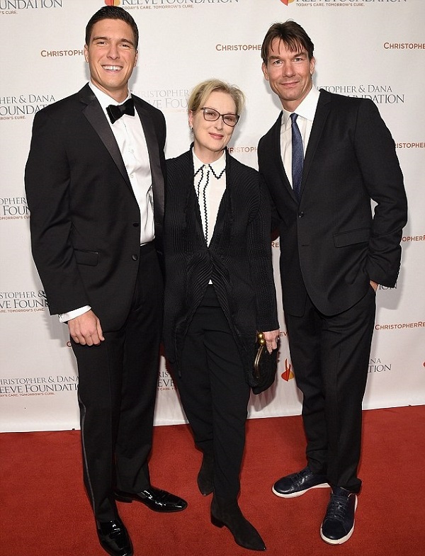 Celebrity Heights | How Tall Are Celebrities? Heights of Celebrities ...