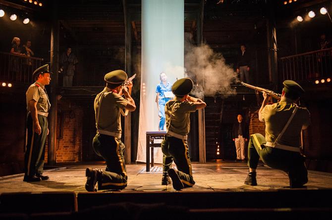 Partially Obstructed View: Theatre review: Snow in Midsummer