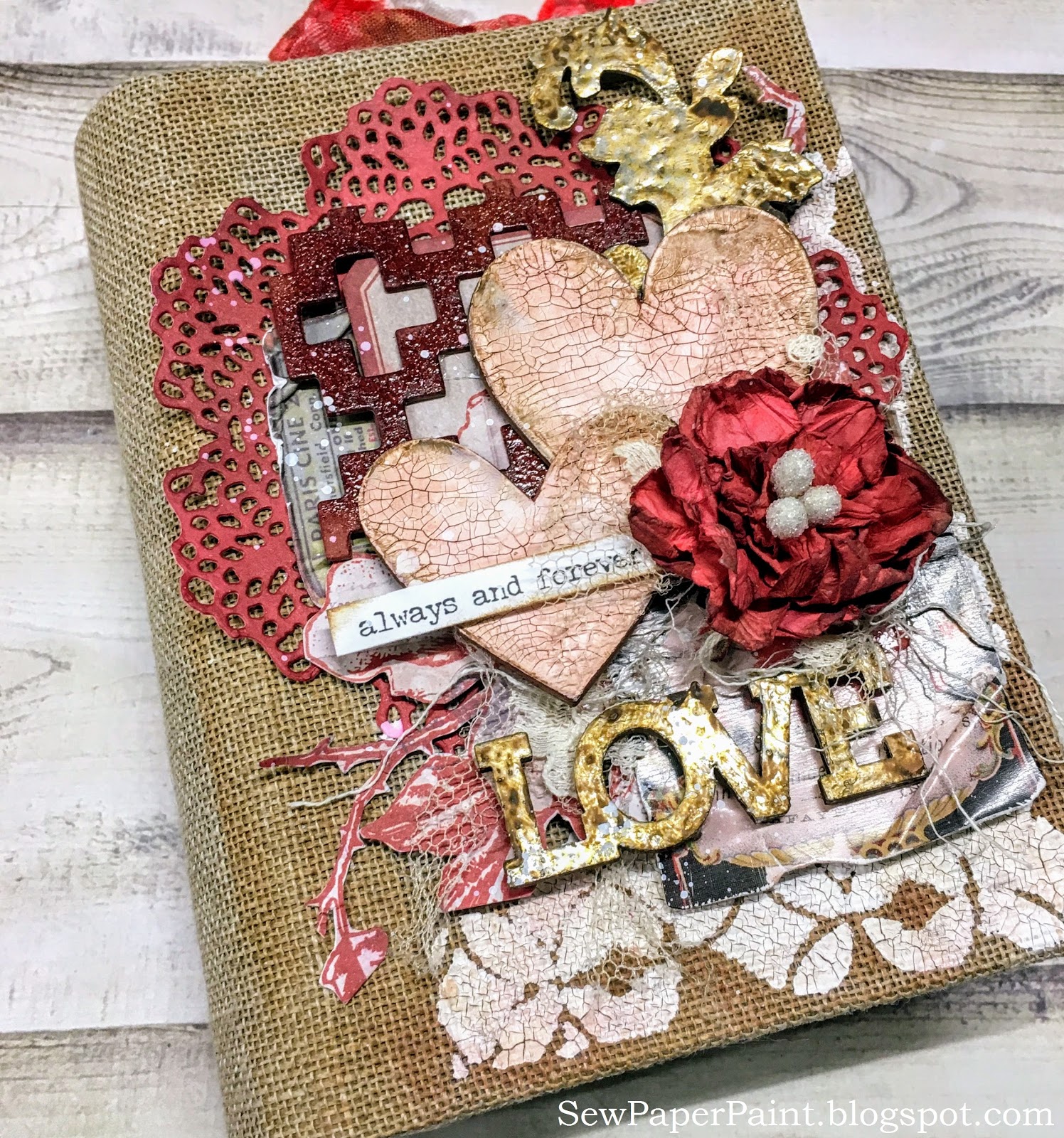 Mini Album Makers Challenge: Tim Holtz Fabric Valentine Tag Mini Album ...