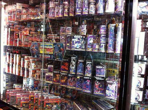 Heroic Decepticon: Heroic's Osaka Transformers toy shopping guide