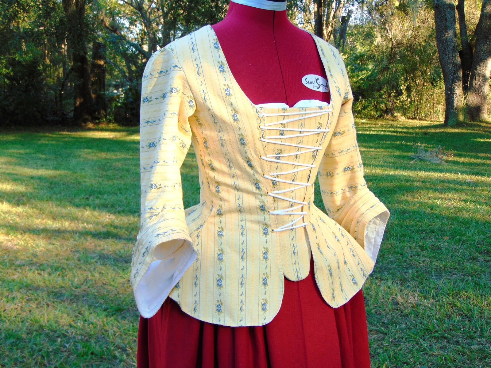 The Antique Sewist: 1750s Casaquin Jacket - Yellow & Blue Brocade
