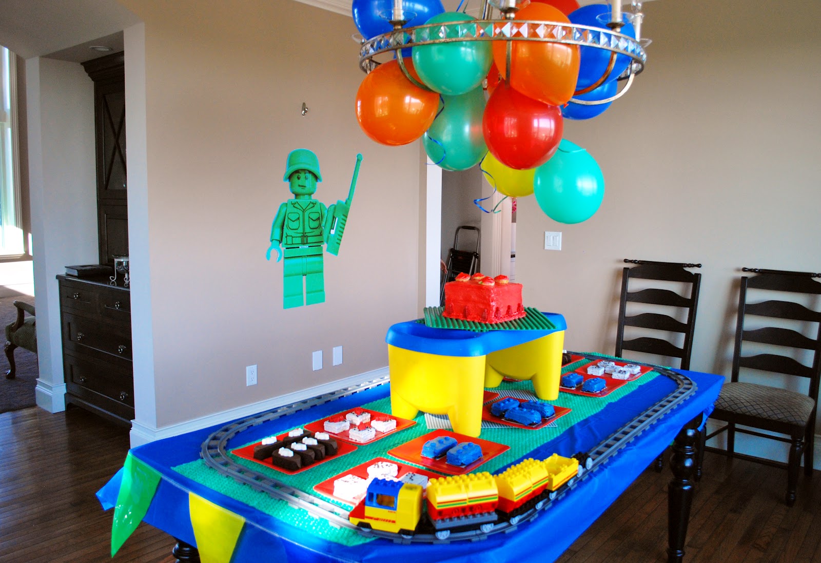 Our Sunny Life: Lego mania