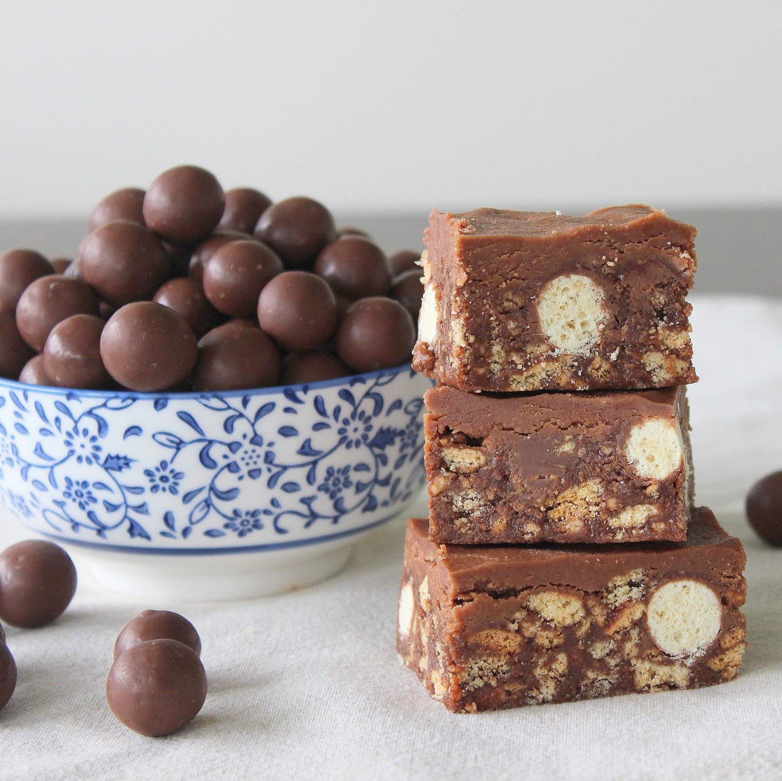 PicNic: Maltesers Slice