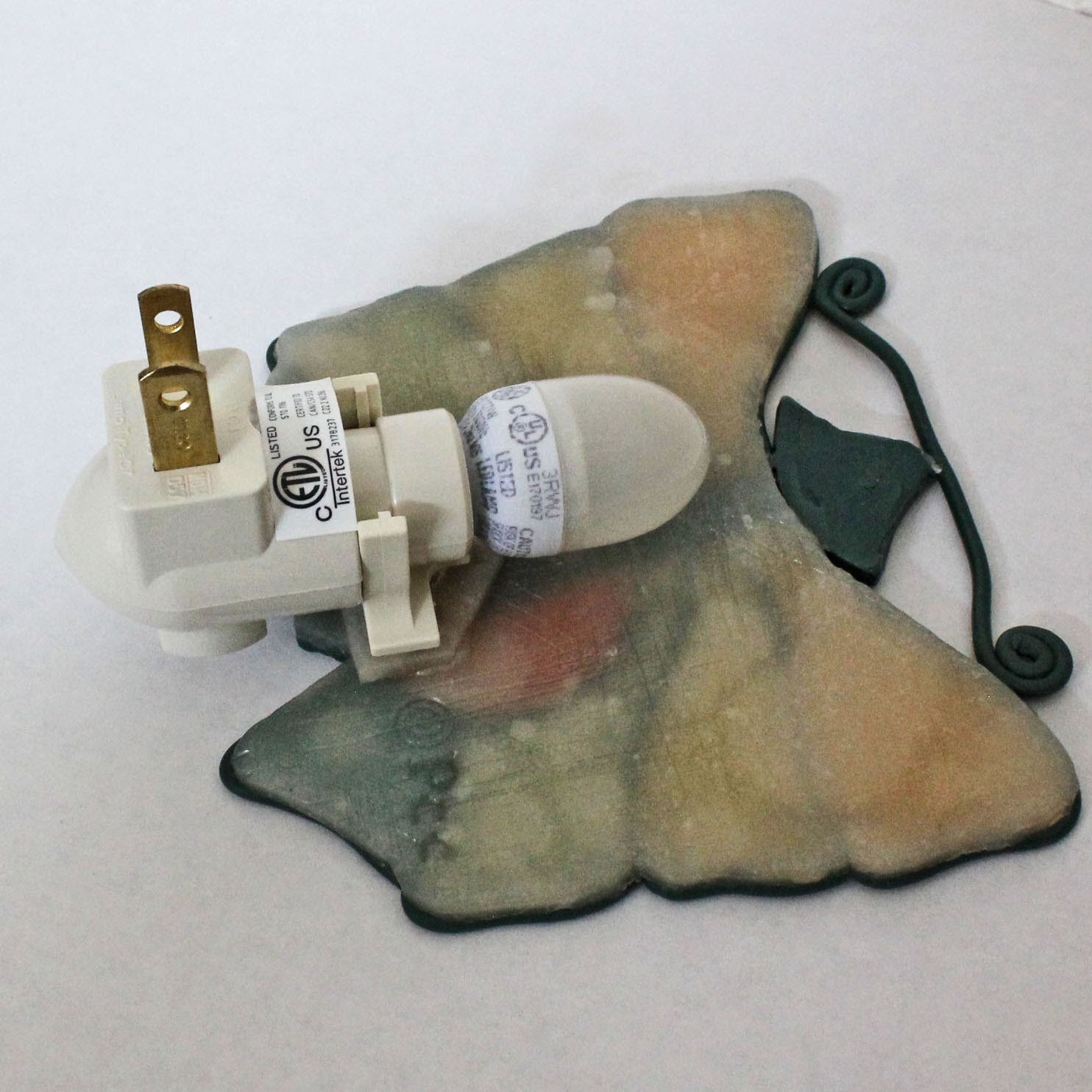 PolyClayCafe: Winged Creature night light