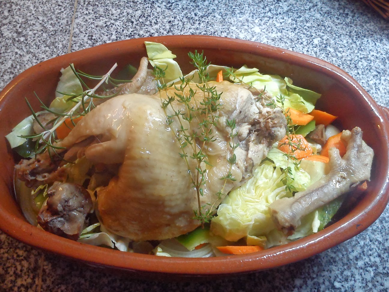 O mundo da mesa e algo mais: Galinha Assada