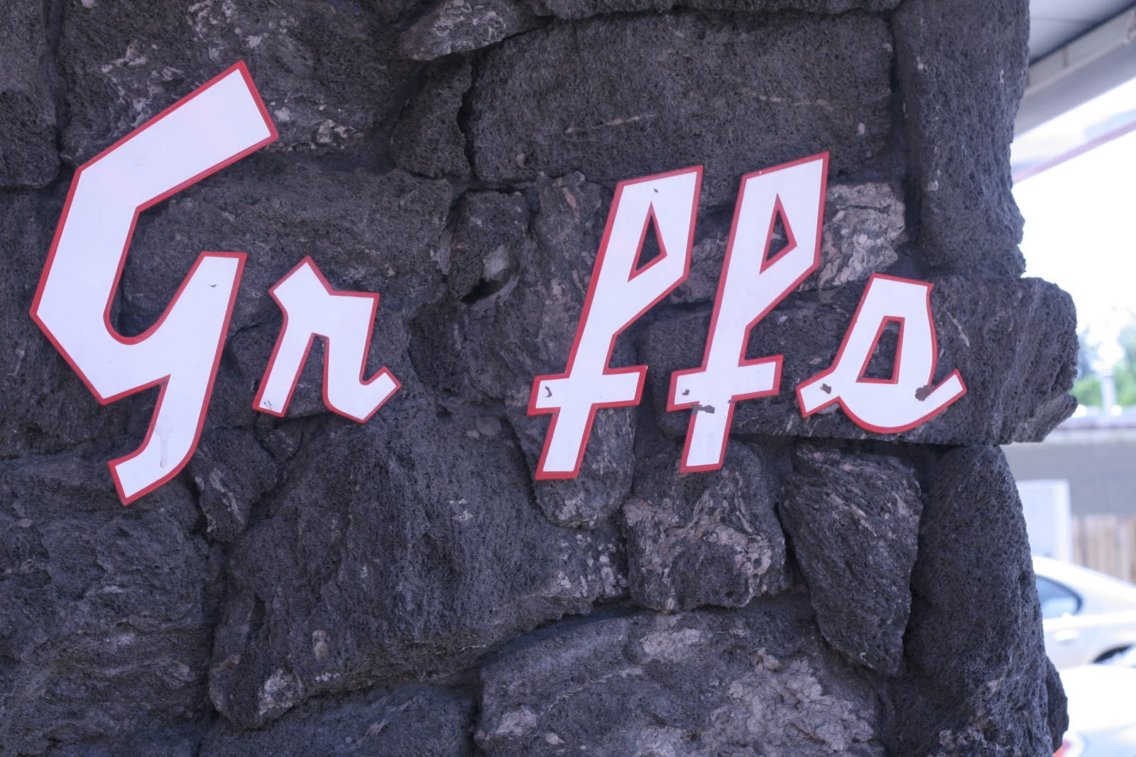 ODYSSEUS TRUNK: Griff's Hamburgers