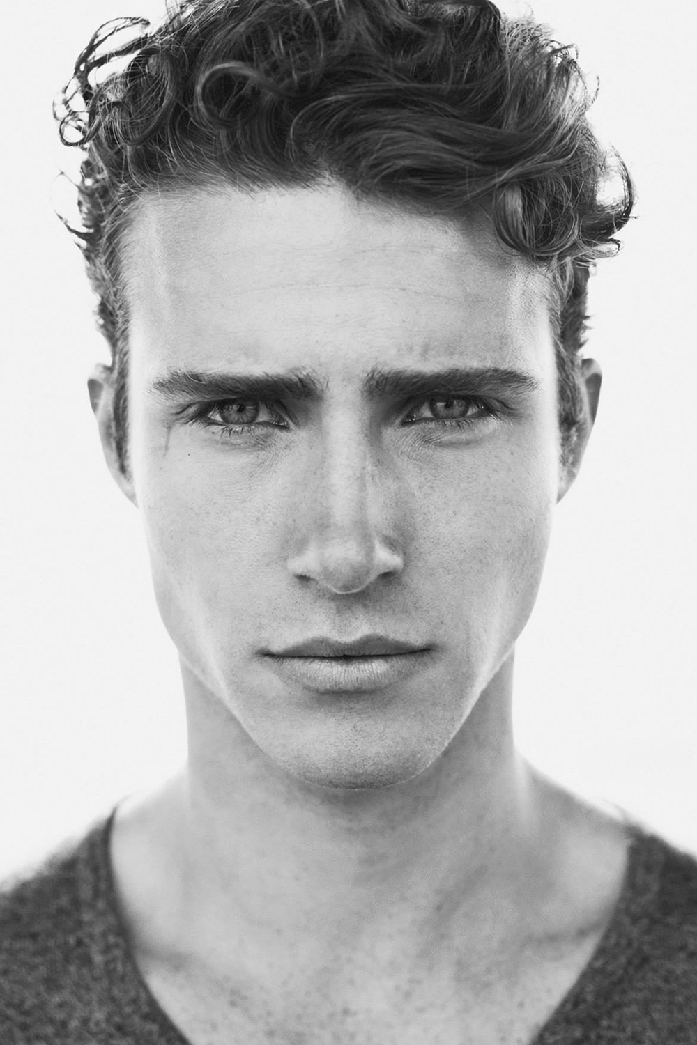 Adentro Style: Interview | International Model Ryan Taylor