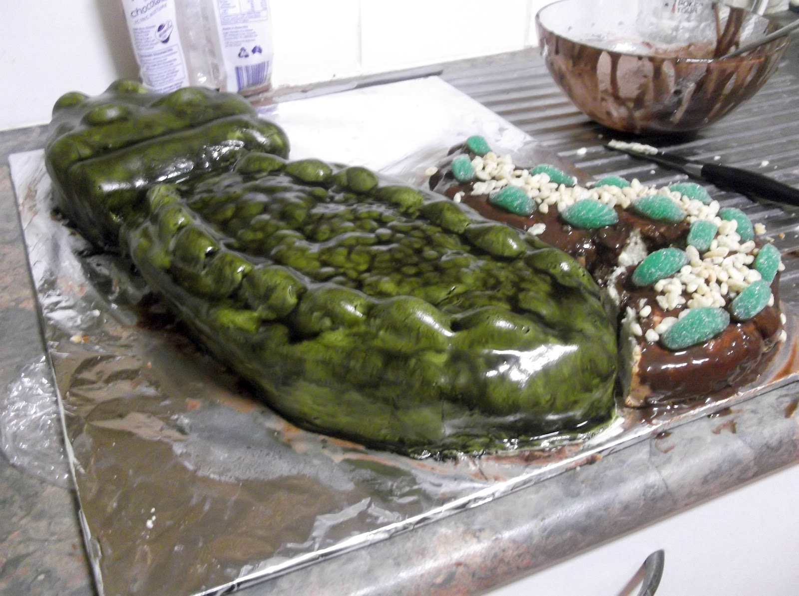 Lick The Spoon: Crocodile or Alligator Cake