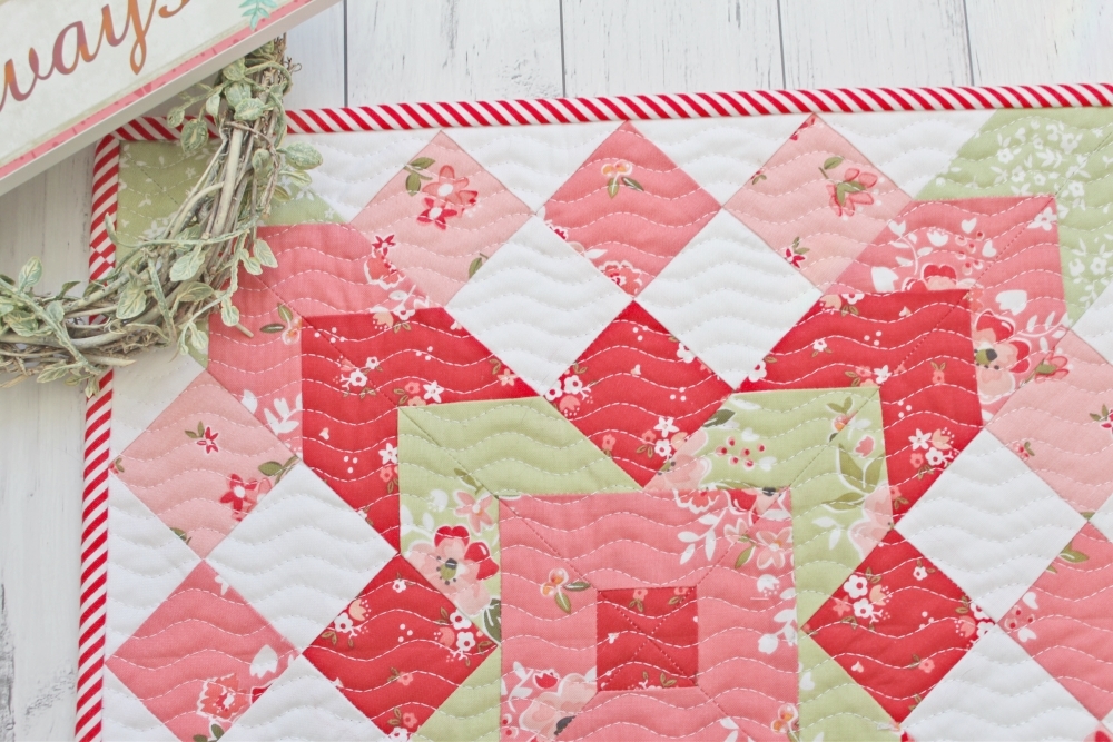 Phoebe Mini Quilt PDF Pattern - Threadbare Creations