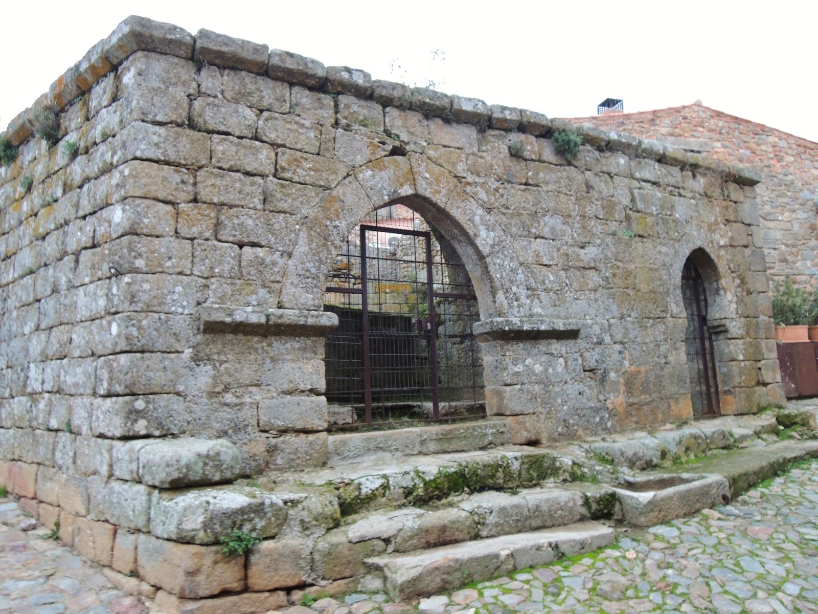 LEYENDAS DE LA MOTA DEL MARQUÉS: Historia del Marqués de Almeida (quien ...