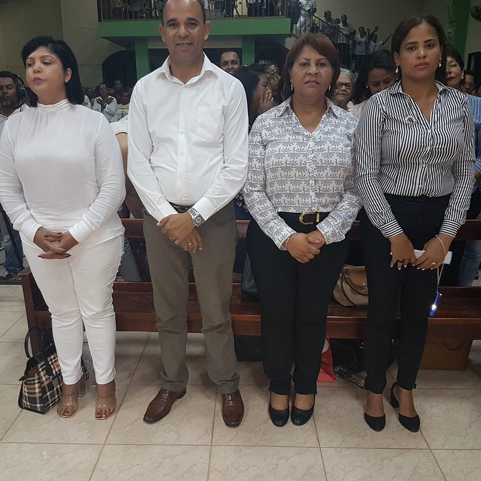 WWW.COTUIFM.NET: La Comunidad Cristiana de Cotuí despidió en el día de ...