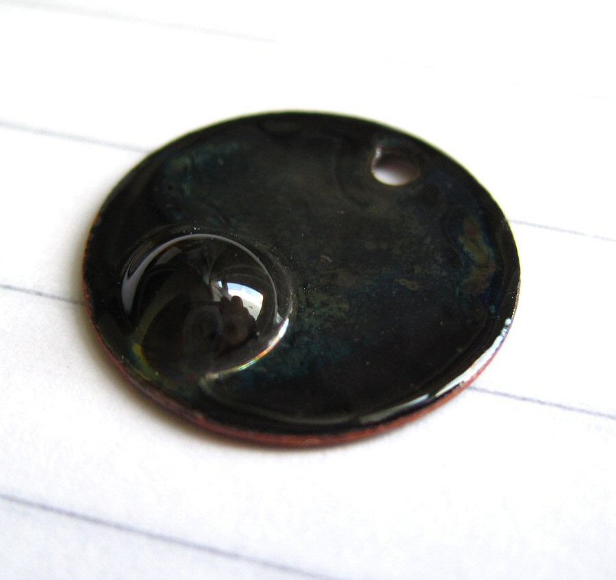 Unpredictable Enamel