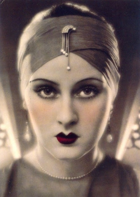 VINTAGE BLOG: 1930's French Model