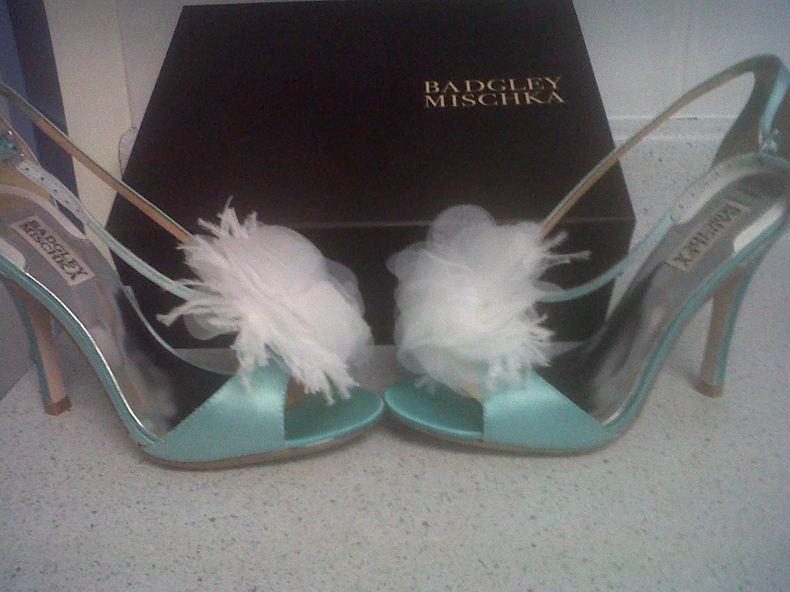 A Wedding Addict: Glamorous Tiffany Blue Wedding Shoes