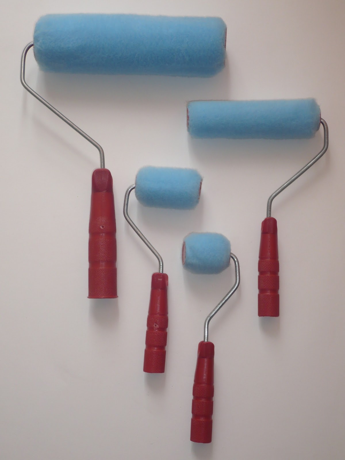 Rodillos y Brochas - Distribuciones y Representaciones J.C