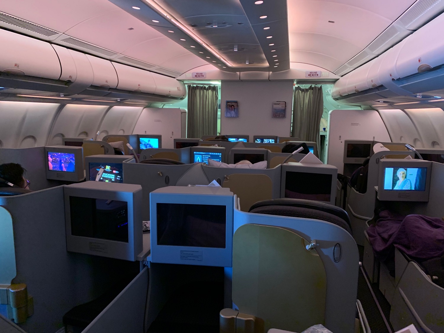 Photo Review: Malaysia Airlines Business Class, Taipei-Kuala Lumpur