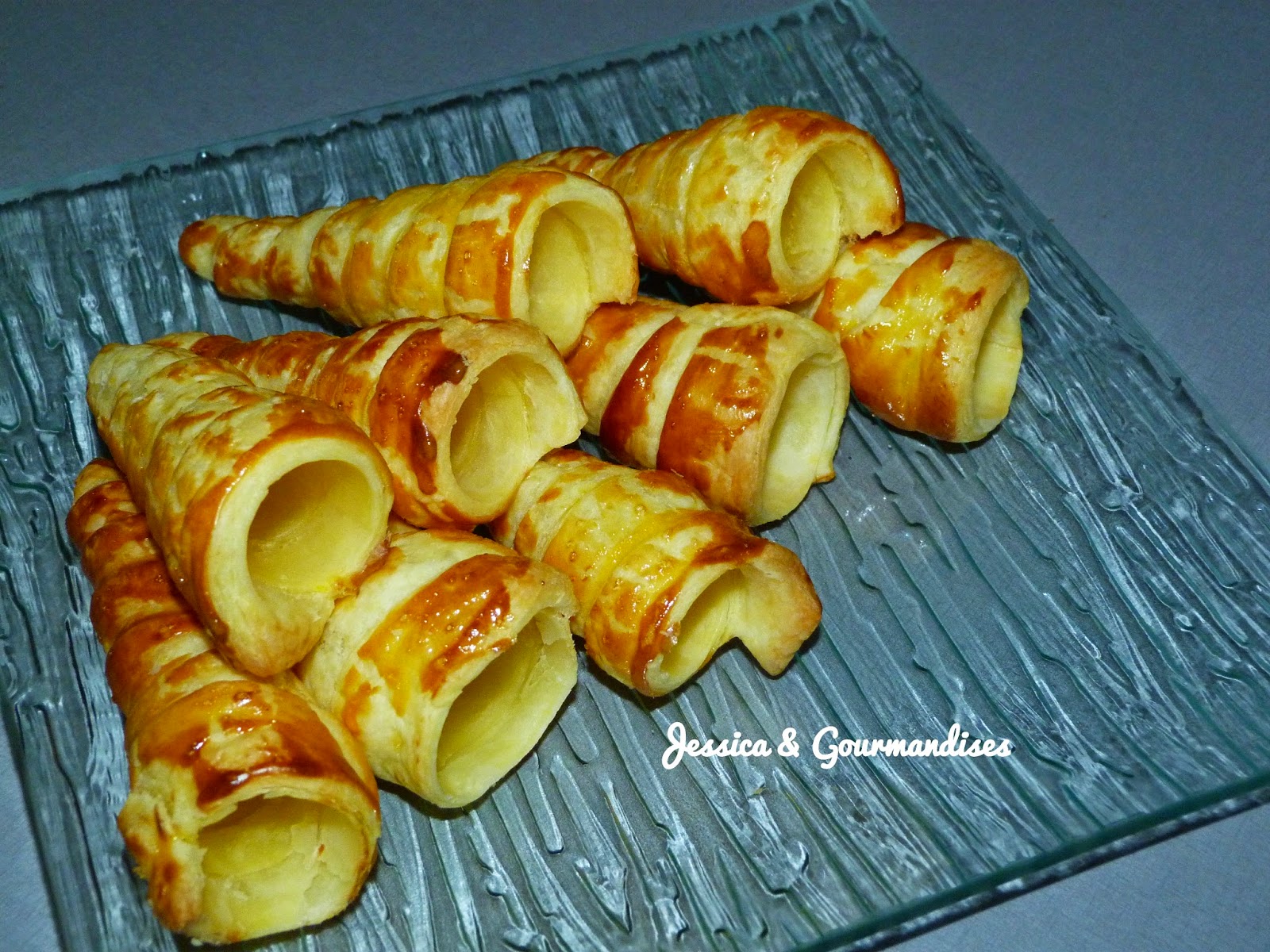 Jessica & Gourmandises: Réaliser des cornets en pâte feuilletée