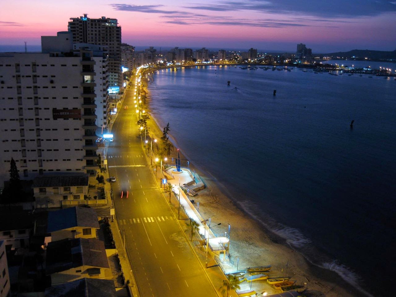 SITIOS TURISTICOS: SALINAS