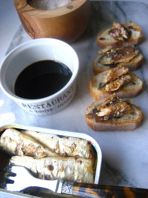 Brain Food Snacks: Sardine Toasts
