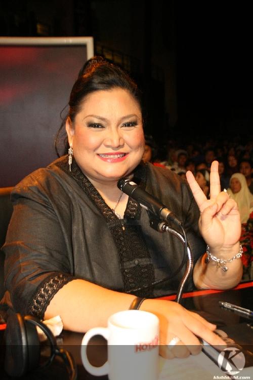 Adibah Noor serik bercinta