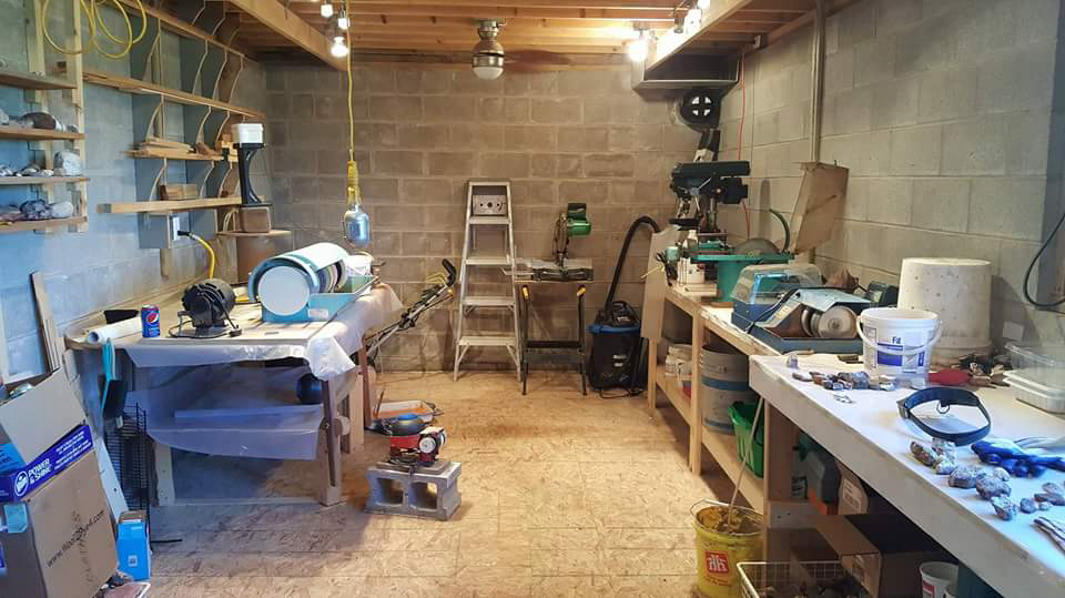 The Artist's Mark Shop: Rock Shop Expands!