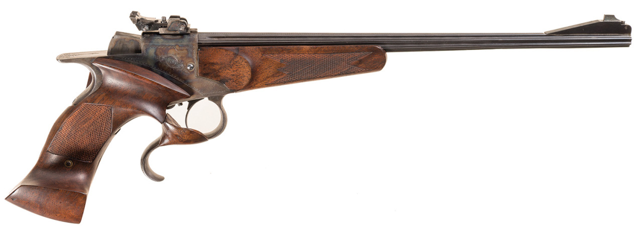 Интересно, а сейчас такие вот пистоли в каких нибудь спортивных ...