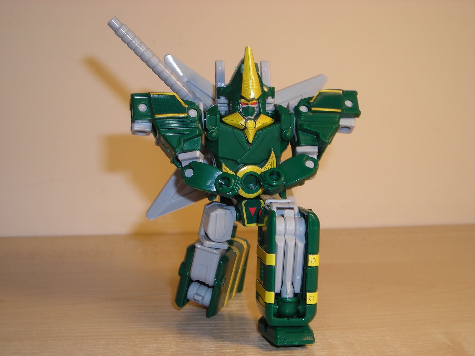 My Shiny Toy Robots: Toybox REVIEW: Kaizoku Sentai Gokaiger mini-pla ...